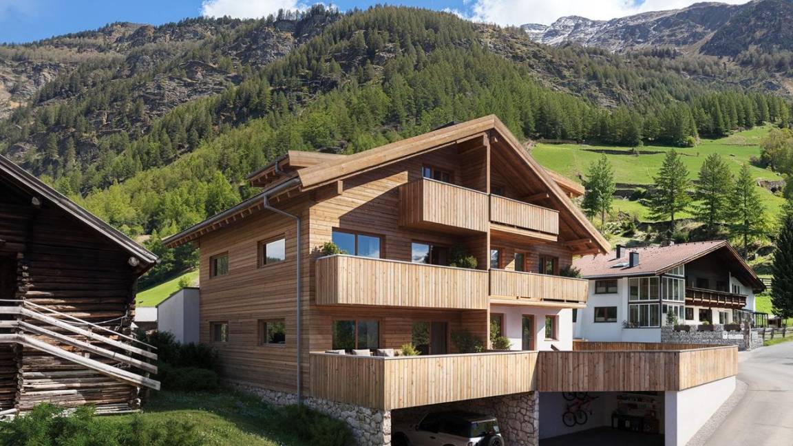 140 M² House ∙ 3 Bedrooms ∙ 12 Guests - Soelden