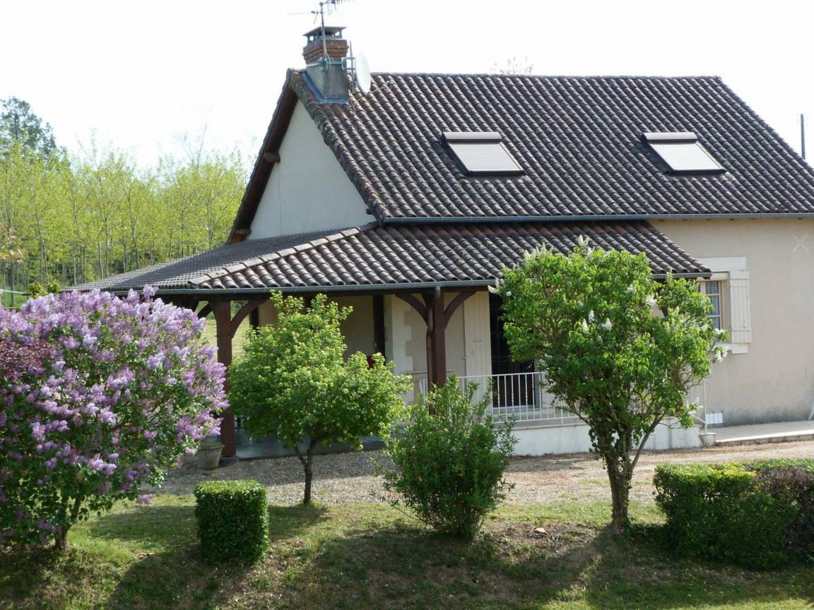 80 M² Cottage ∙ 3 Bedrooms ∙ 5 Guests - Dordogne