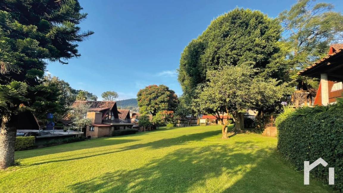 151 M² Chalet ∙ 3 Habitaciones ∙ 6 Huéspedes - Valle de Bravo