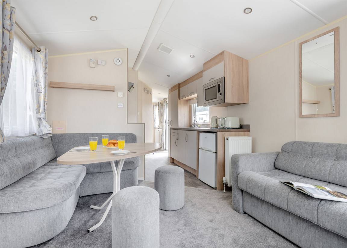 Caravan ∙ 3 Bedrooms ∙ 8 Guests - Isle of Wight