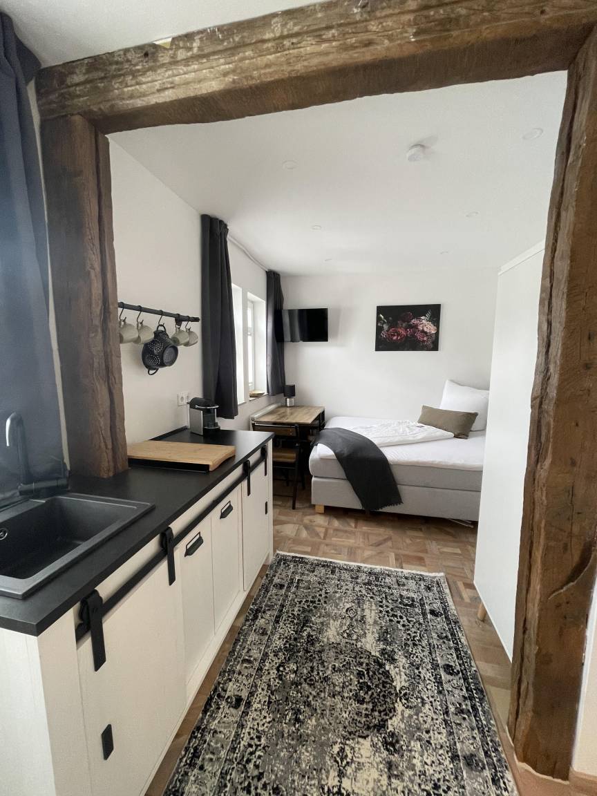 17 M² Apartment ∙ 2 Guests - Höhr-Grenzhausen