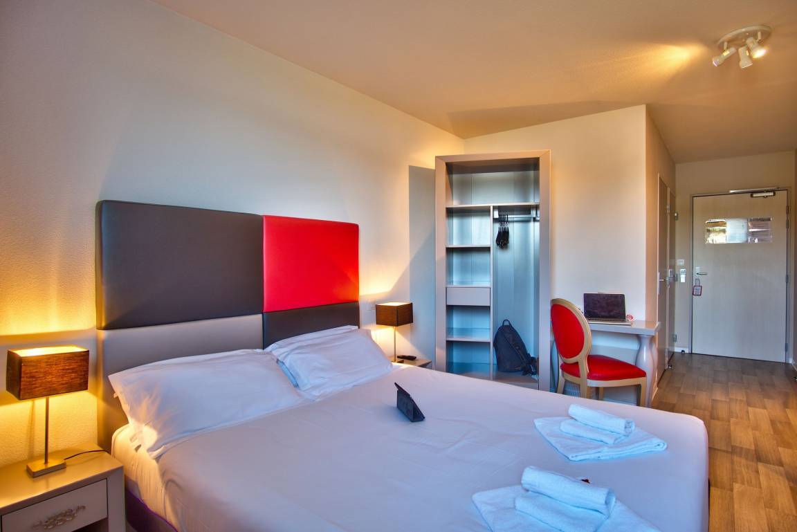 20 M² Hôtel ∙ 1 Chambre ∙ 1 Personne - Bayonne