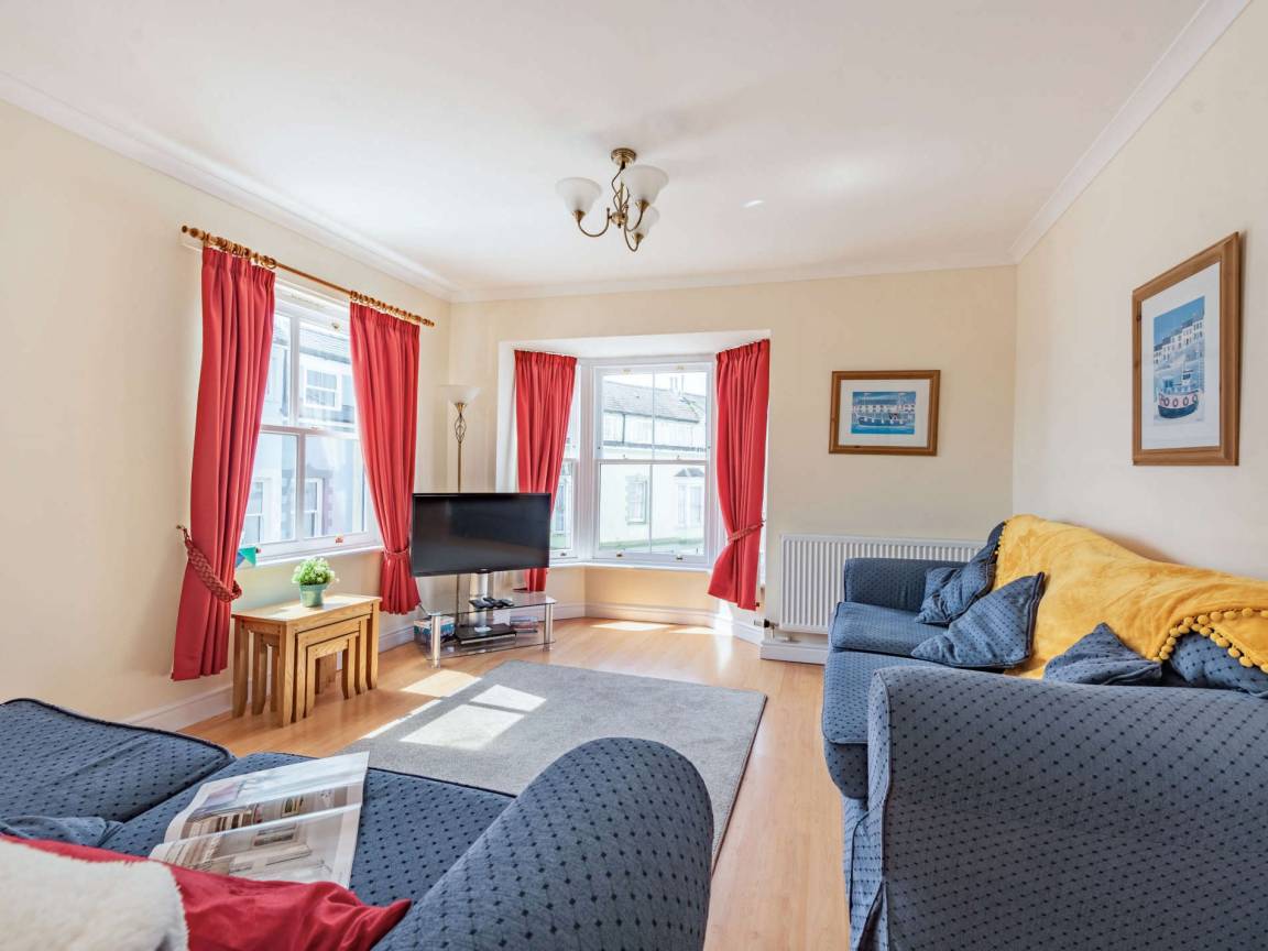 Cottage ∙ 3 Bedrooms ∙ 6 Guests - Tenby