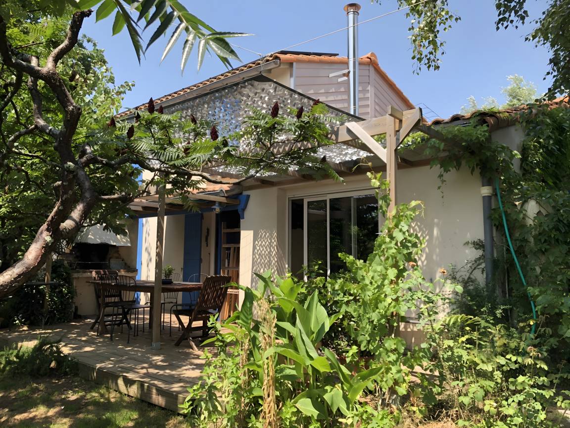 110 M² Maison De Vacances ∙ 3 Chambres ∙ 6 Personnes - Royan