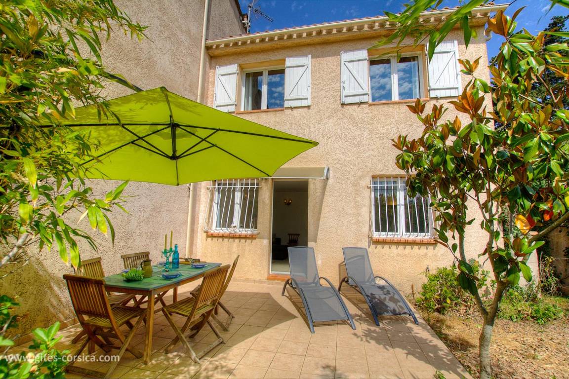51 M² Gîte ∙ 2 Bedrooms ∙ 4 Guests - Palombaggia