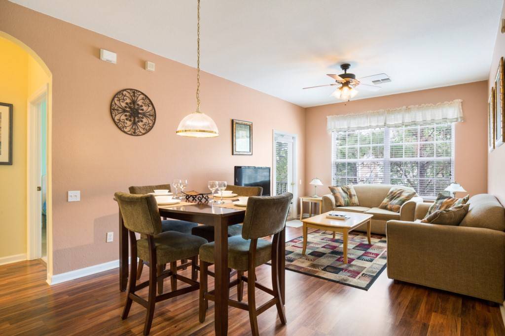 95 M² Condo ∙ 2 Bedrooms ∙ 4 Guests - ESPN Wide World of Sports Complex