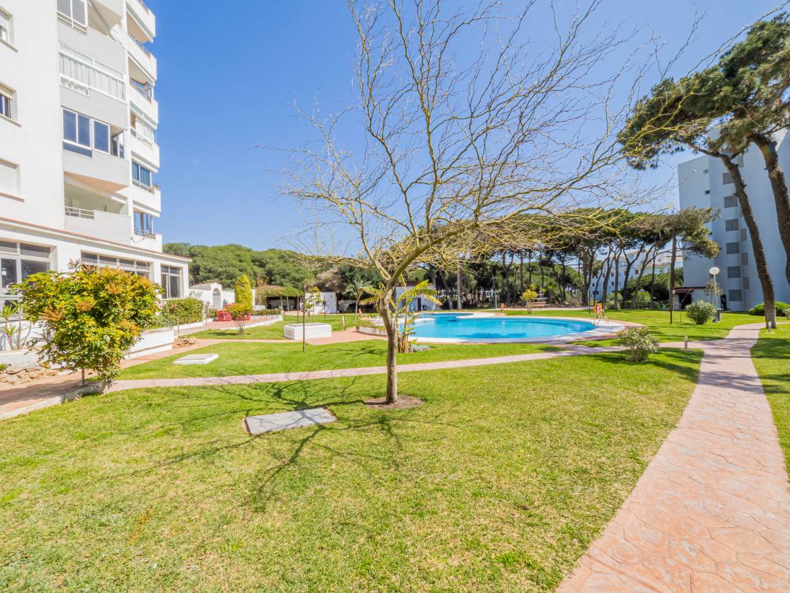 77 M² Apartment ∙ 2 Bedrooms ∙ 5 Guests - Sitio de Calahonda