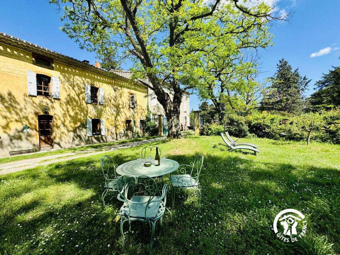 80 M² Gîte ∙ 1 Chambre ∙ 3 Personnes - Carcassonne