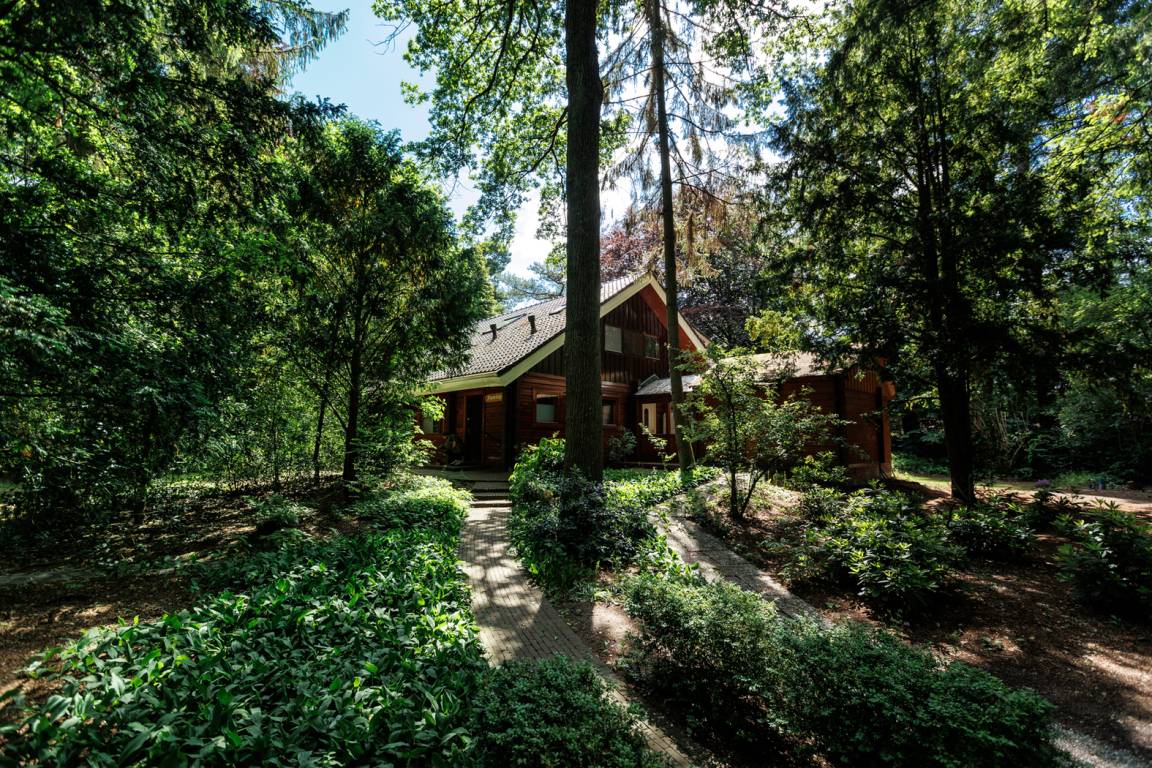 215 M² Chalet ∙ 4 Slaapkamers ∙ 8 Gasten - Woudenberg