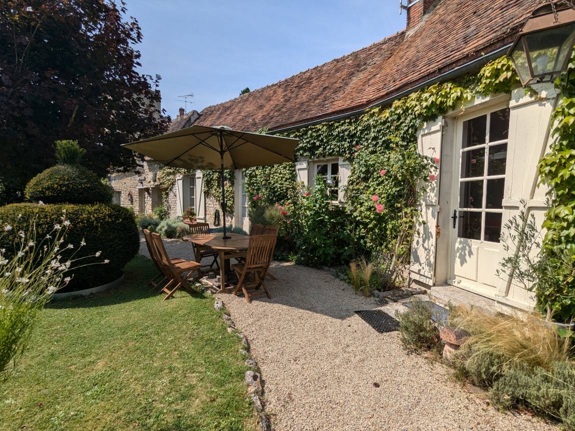 110 M² Cottage ∙ 3 Chambres ∙ 6 Personnes - Pithiviers