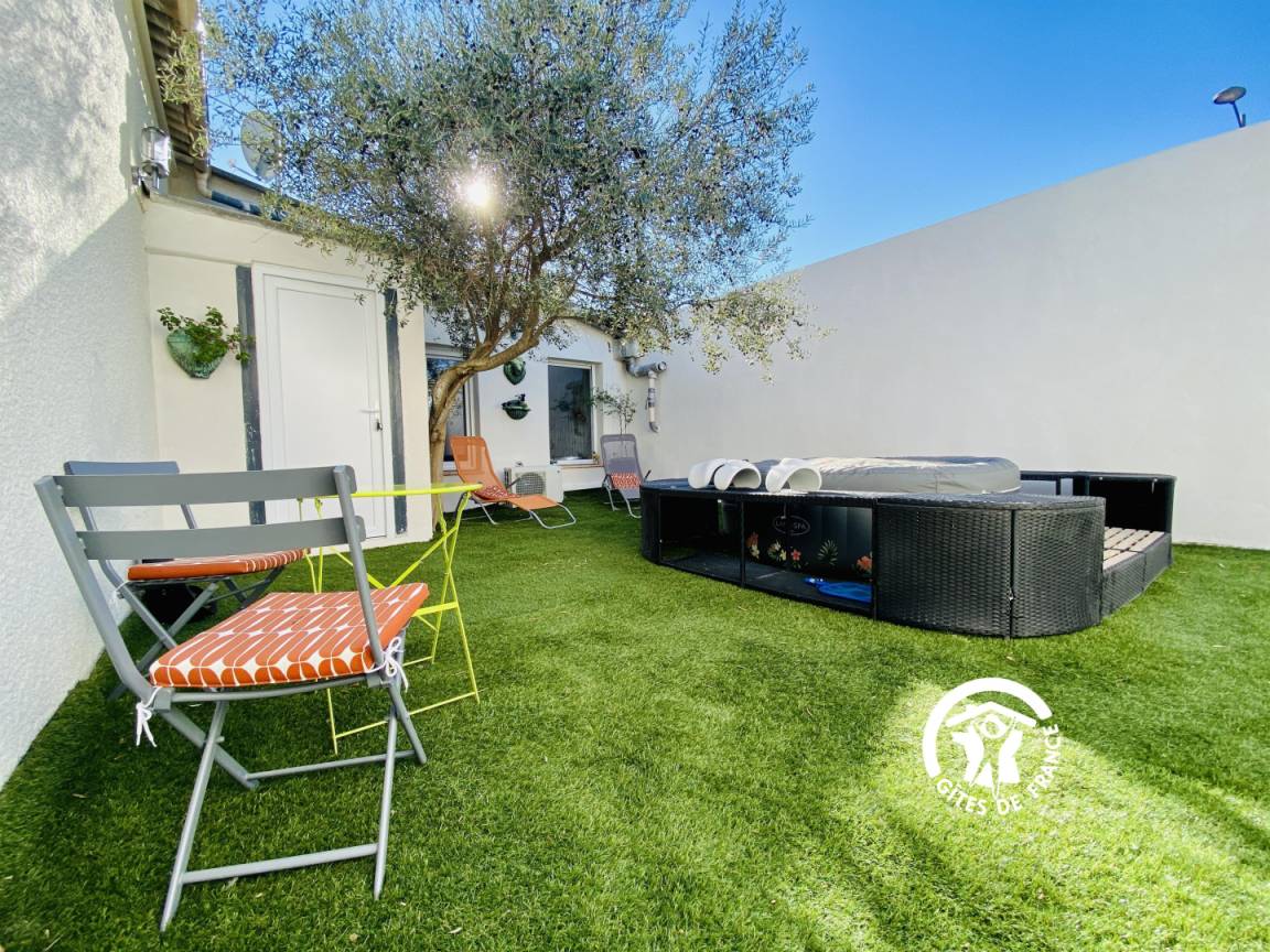 42 M² Gîte ∙ 1 Schlafzimmer ∙ 2 Gäste - Gruissan