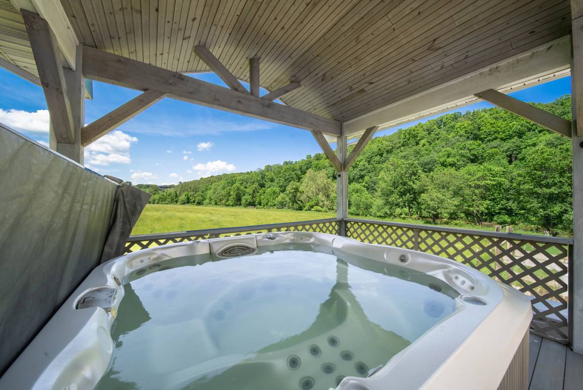 House ∙ 4 Bedrooms ∙ 11 Guests - New River State Park, Laurel Springs