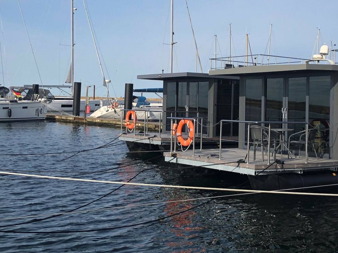 32 M² Houseboat ∙ 1 Bedroom ∙ 4 Guests - Schleswig-Holstein