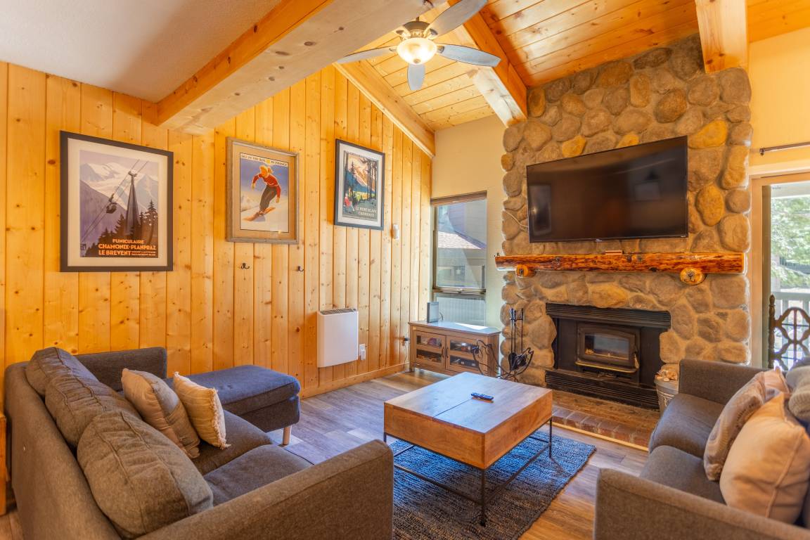 116 M² House ∙ 3 Bedrooms ∙ 8 Guests - California