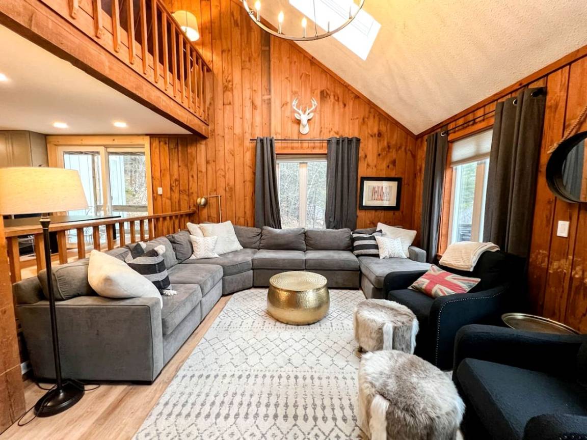 House ∙ 4 Bedrooms ∙ 10 Guests - North Conway, NH