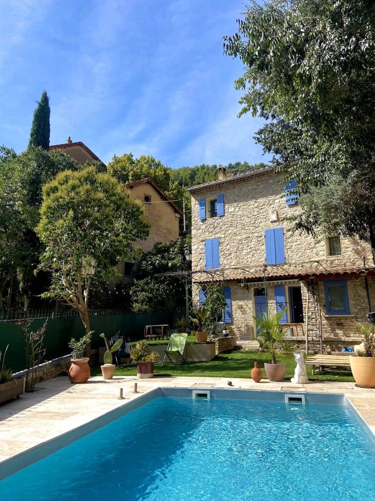 140 M² House ∙ 4 Bedrooms ∙ 8 Guests - Gordes