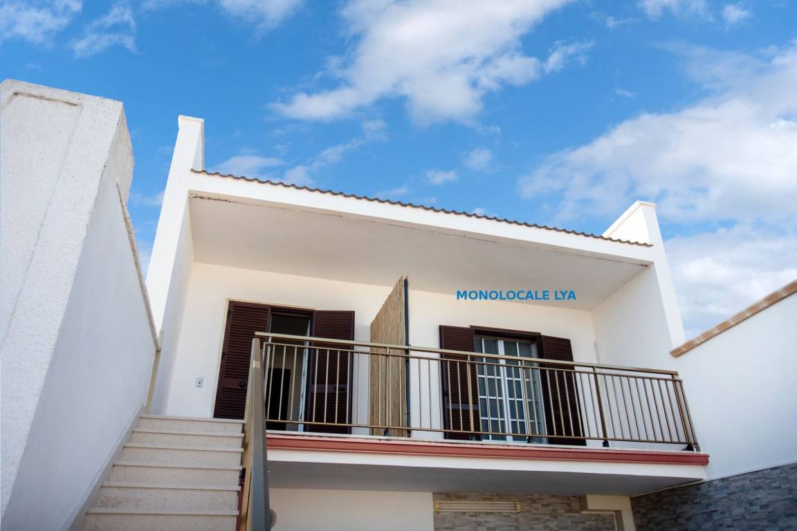34 M² Huis ∙ 1 Slaapkamer ∙ 3 Gasten - Torre Lapillo