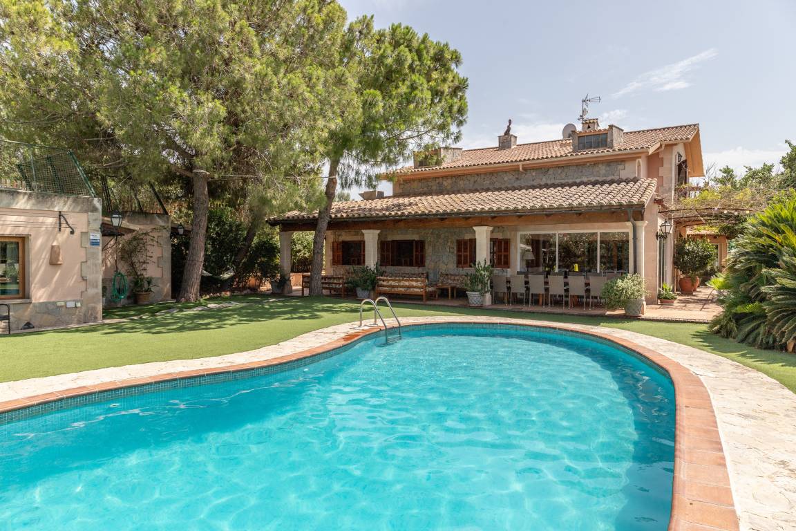 220 M² Villa ∙ 8 Schlafzimmer ∙ 16 Gäste - Muro