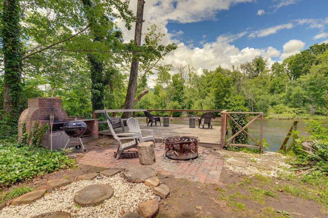 325 M² House ∙ 4 Bedrooms ∙ 12 Guests - Biltmore, TN
