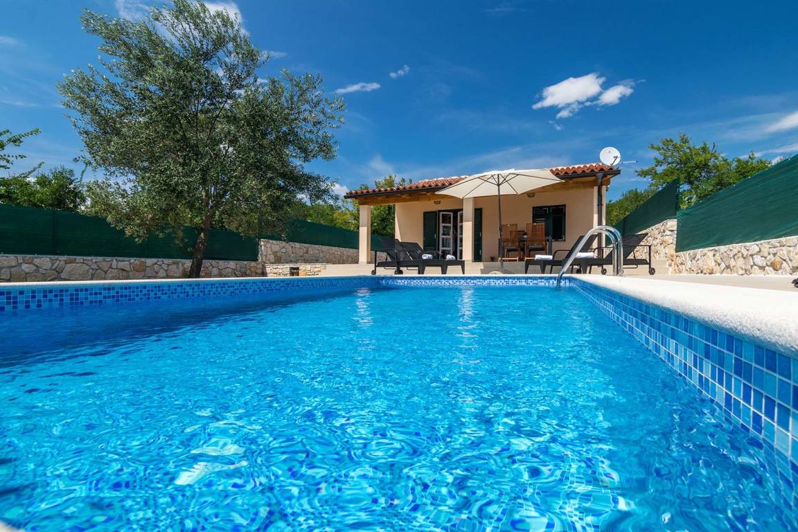 85 M² Villa ∙ 2 Bedrooms ∙ 4 Guests - Rovinj