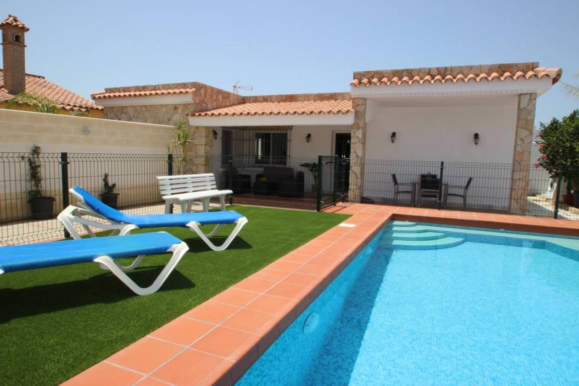 80 M² Maison De Vacances ∙ 2 Chambres ∙ 5 Personnes - Conil de la Frontera