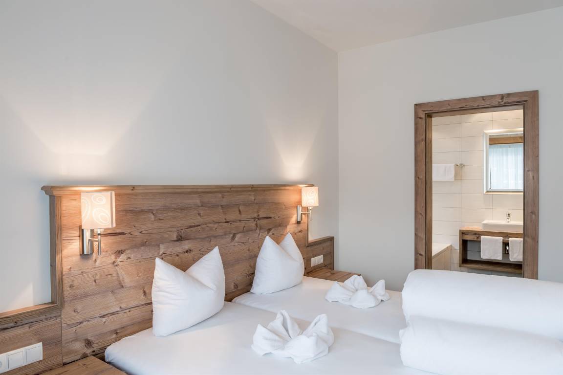 127 M² Ferienwohnung ∙ 3 Schlafzimmer ∙ 6 Gäste - Längenfeld
