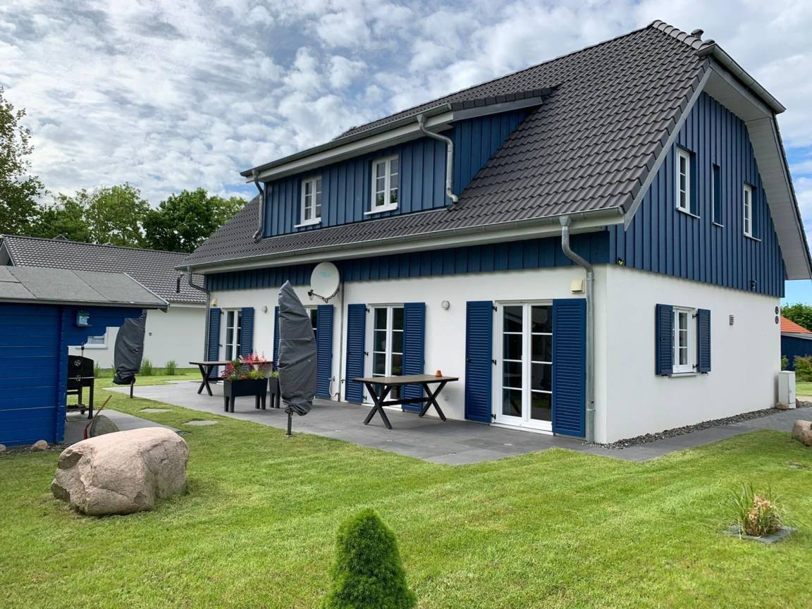 82 M² Ferienhaus ∙ 3 Schlafzimmer ∙ 6 Gäste - Altefähr