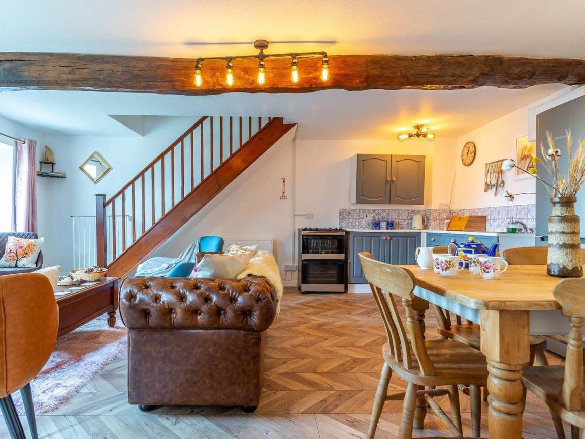 Cottage ∙ 3 Bedrooms ∙ 6 Guests - South Molton
