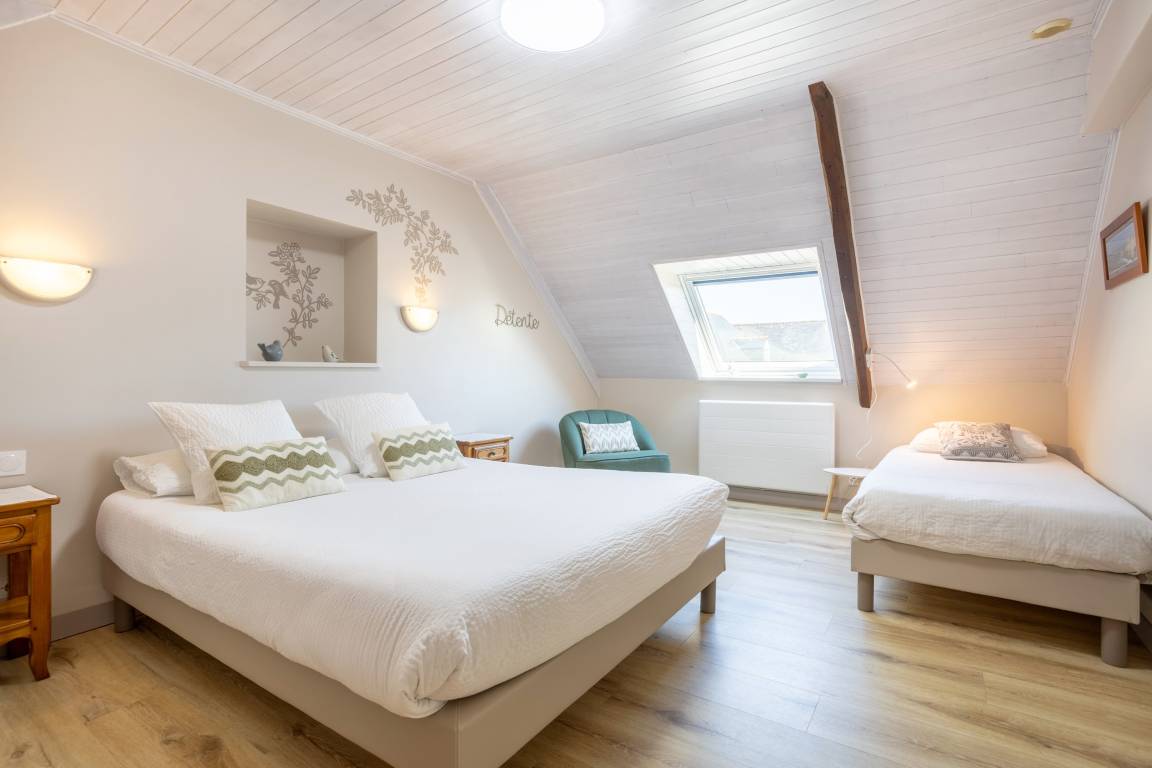 19 M² Chambre D'hôtes ∙ 1 Chambre ∙ 3 Personnes - Plozévet