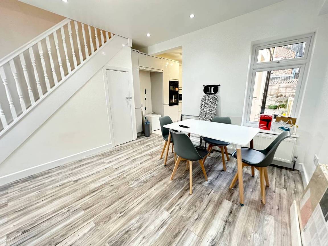 200 M² House ∙ 5 Bedrooms ∙ 11 Guests - Isle of Wight