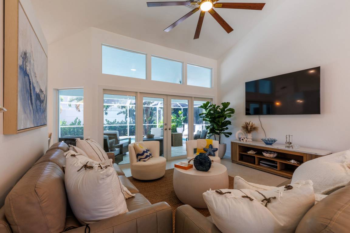 163 M² House ∙ 3 Bedrooms ∙ 8 Guests - Marco Island, FL