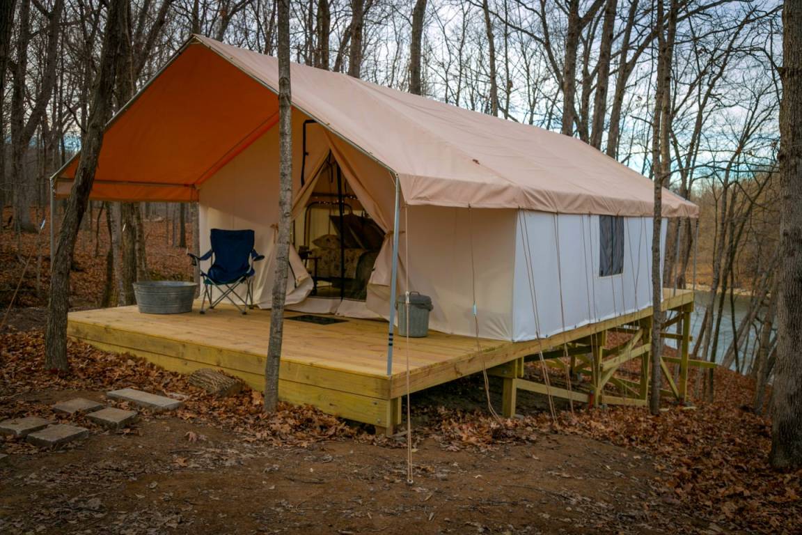 Camping ∙ 1 Bedroom ∙ 2 Guests - Illinois