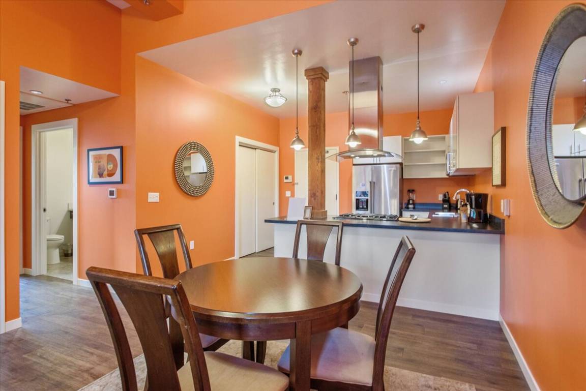 Ferienwohnung ∙ 2 Schlafzimmer ∙ 4 Gäste - Tigard, OR