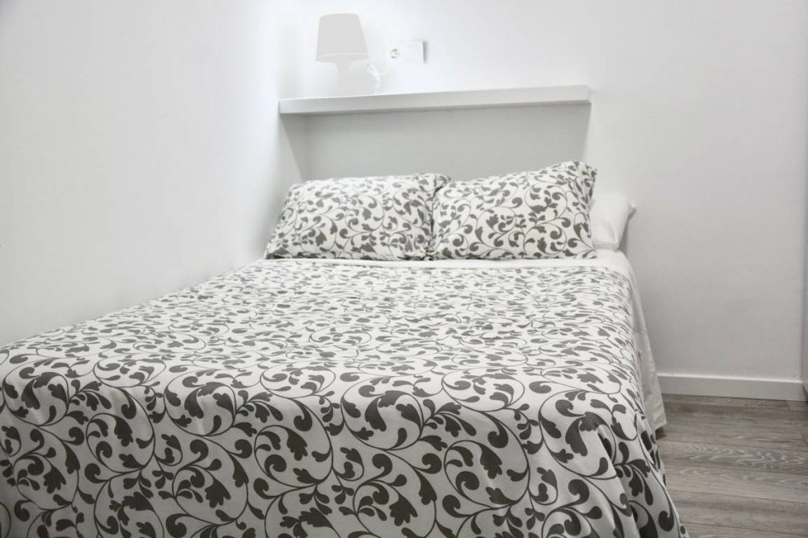 20 M² Apartamento ∙ 2 Huéspedes - Madrid