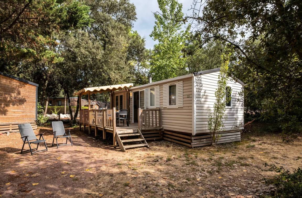 34 M² Mobil-home ∙ 3 Chambres ∙ 6 Personnes - Lourmarin