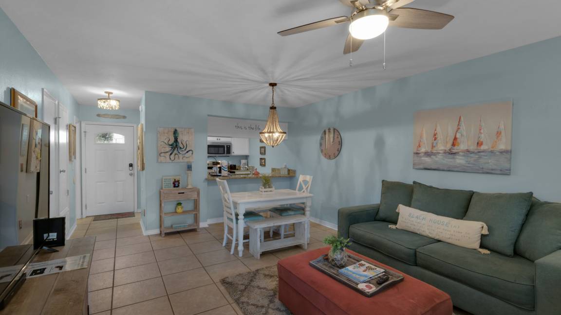 House ∙ 2 Bedrooms ∙ 8 Guests - Seaside, FL