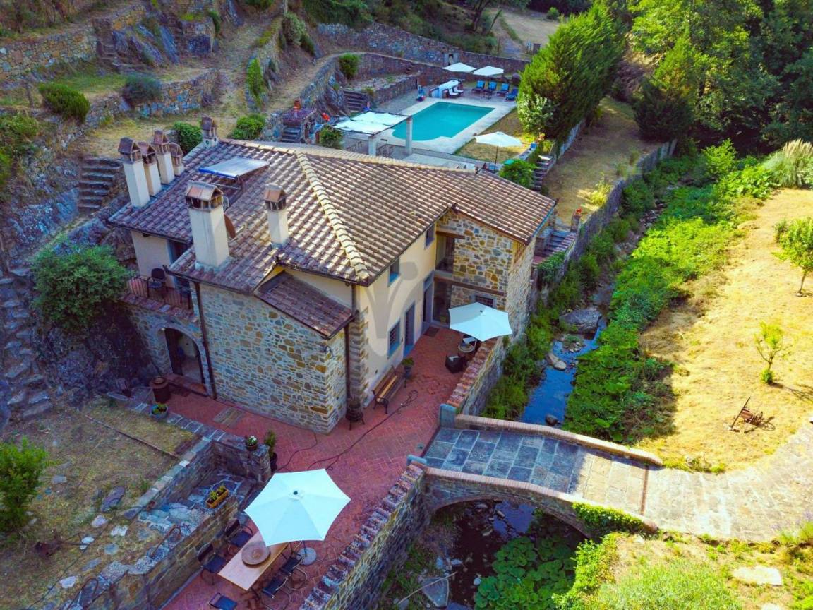 200 M² Villa ∙ 4 Bedrooms ∙ 8 Guests - Floransa