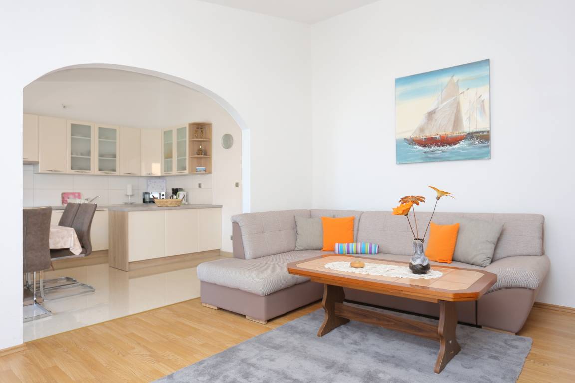 104 M² Apartment ∙ 3 Bedrooms ∙ 8 Guests - Omiš