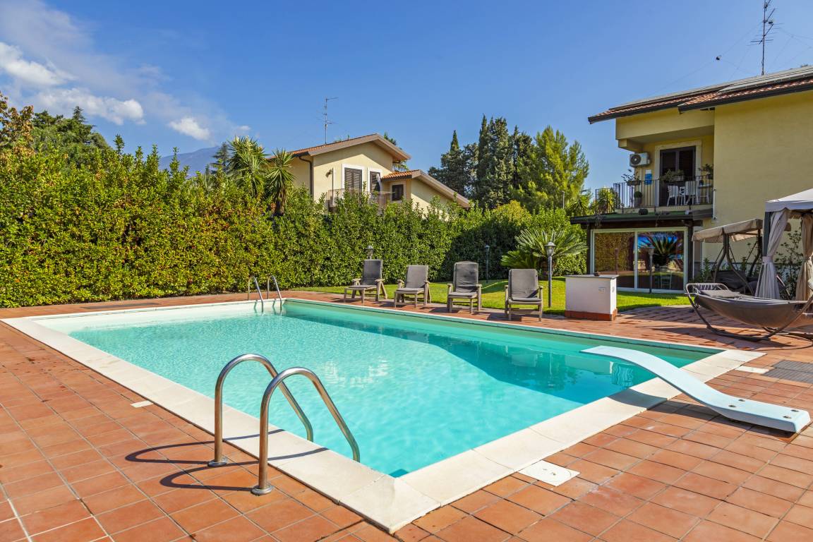 60 M² Appartement ∙ 2 Slaapkamers ∙ 6 Gasten - Catánia