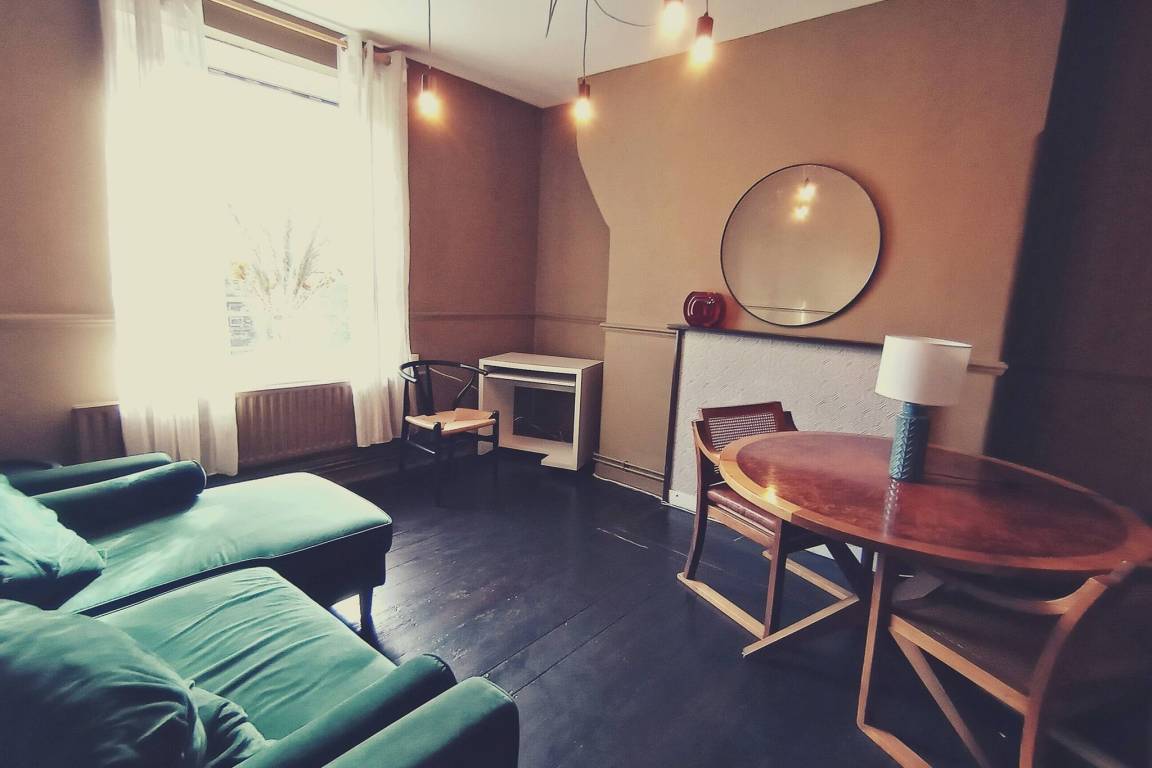 93 M² Apartment ∙ 3 Bedrooms ∙ 6 Guests - Greenwich