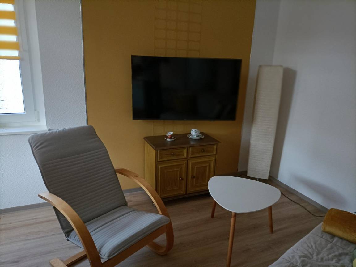 48 M² Ferienwohnung ∙ 1 Schlafzimmer ∙ 4 Gäste - Naumburg (Saale)