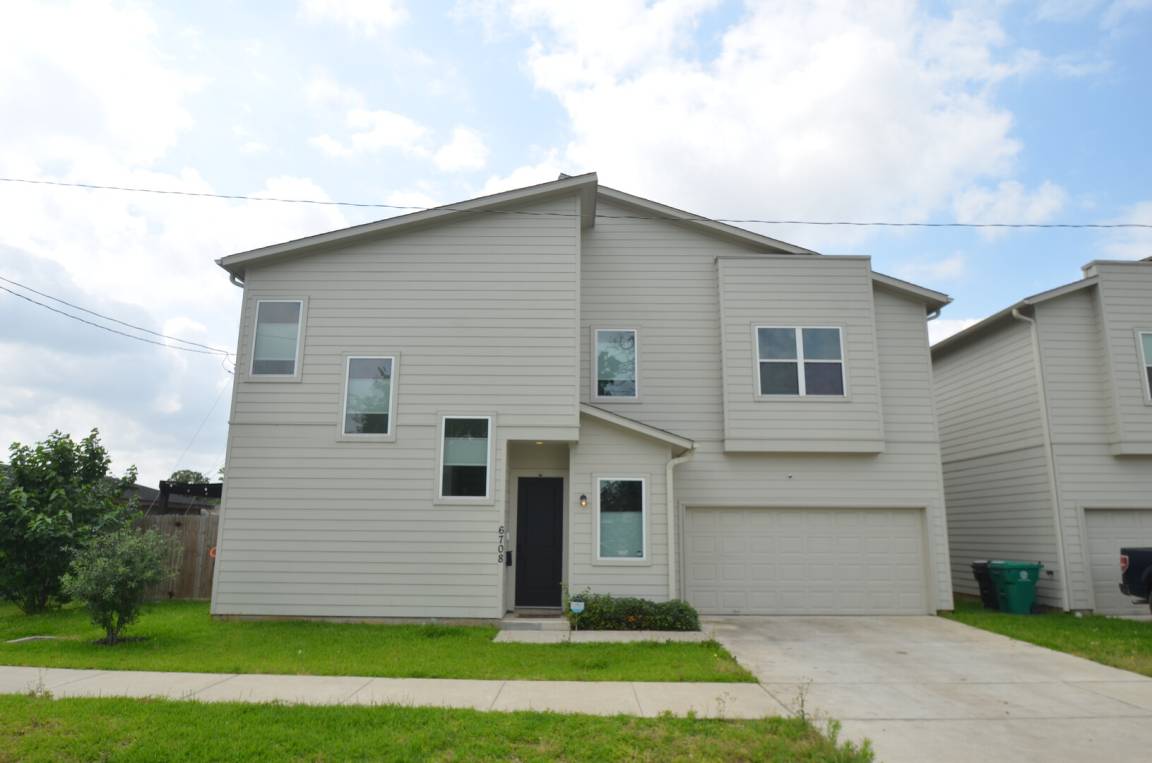 157 M² House ∙ 3 Bedrooms ∙ 4 Guests - Houston, TX