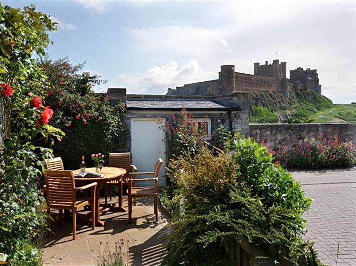 Cottage ∙ 2 Bedrooms ∙ 4 Guests - Bamburgh