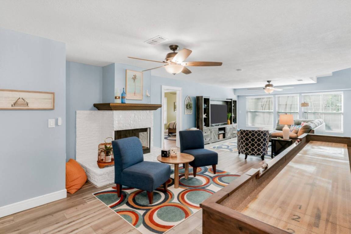 House ∙ 3 Bedrooms ∙ 6 Guests - St. Pete Beach, FL