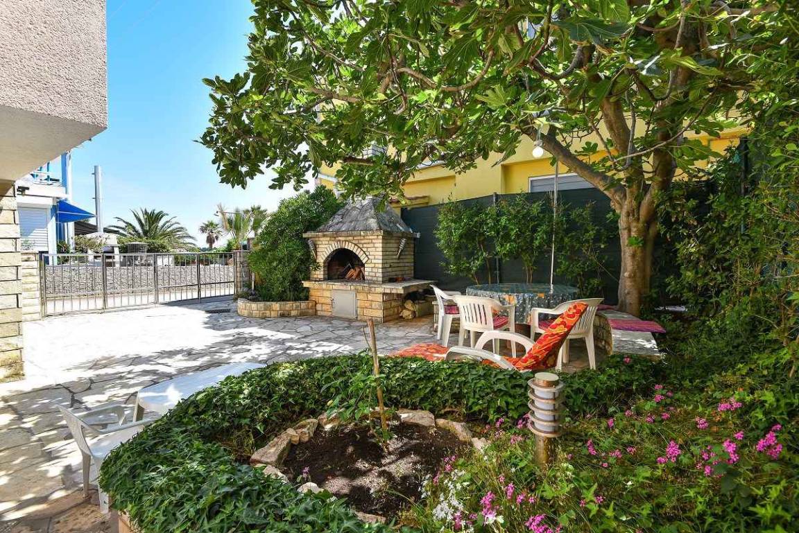 75 M² Apartment ∙ 3 Bedrooms ∙ 6 Guests - Privlaka
