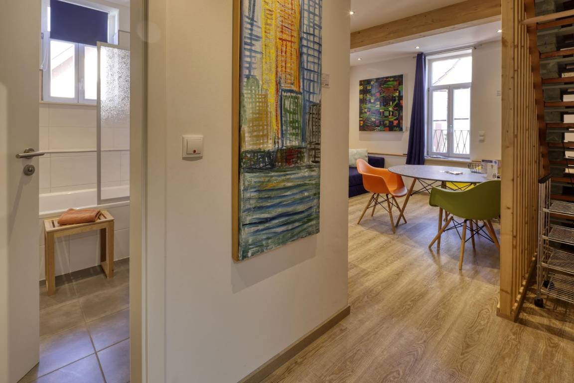 55 M² Ferienwohnung ∙ 1 Schlafzimmer ∙ 3 Gäste - Marktheidenfeld