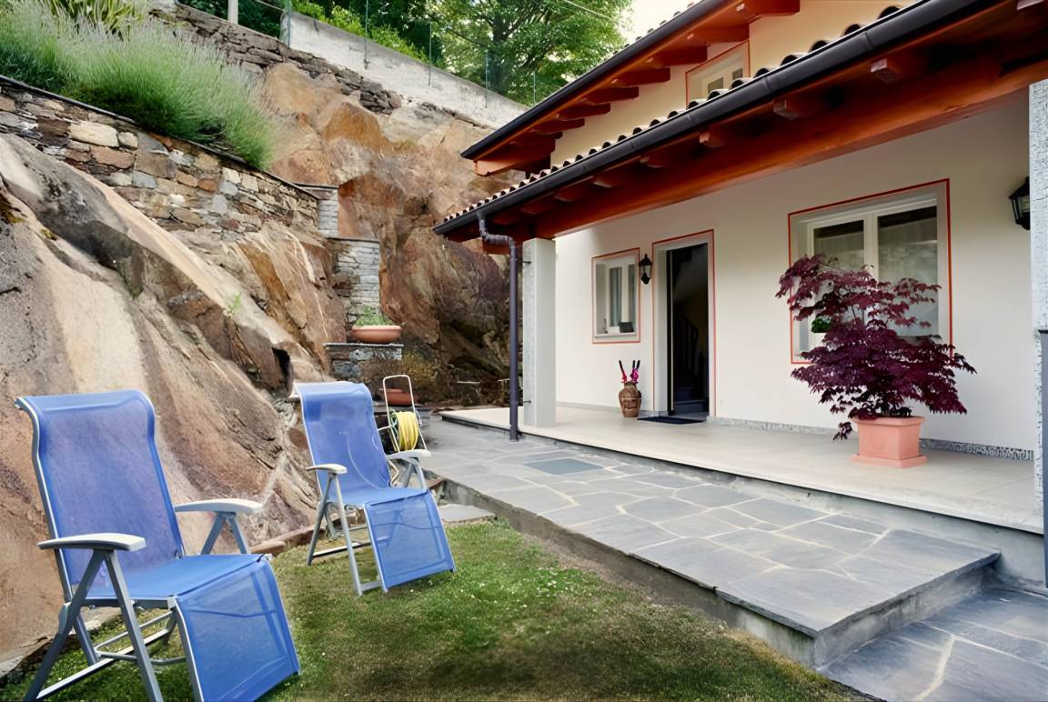 70 M² Ferienwohnung ∙ 2 Schlafzimmer ∙ 3 Gäste - Cannobio