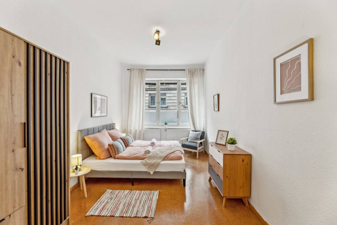 85 M² Ferienwohnung ∙ 2 Schlafzimmer ∙ 4 Gäste - Schwabach