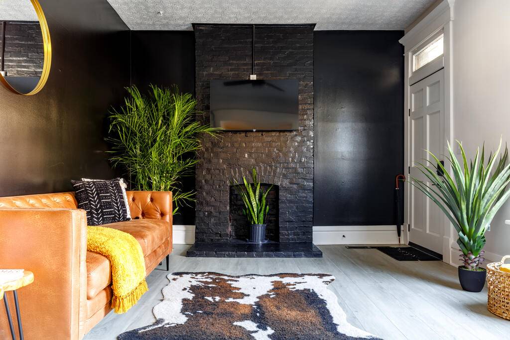 279 M² Dom ∙ 8 Sypialni ∙ 32 Gości - Ohio