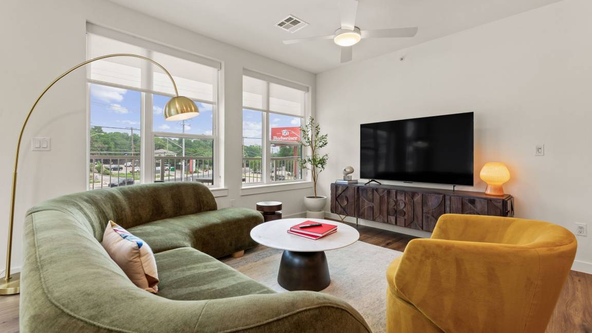 126 M² Apartment ∙ 2 Bedrooms ∙ 4 Guests - Onion Creek - Austin